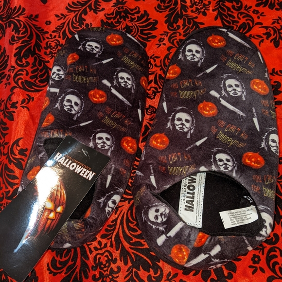 Hot Topic | Shoes | Nwt Michael Myers Halloween Slippers | Poshmark